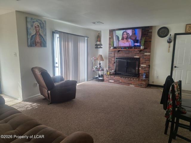 17 Stratton Drive