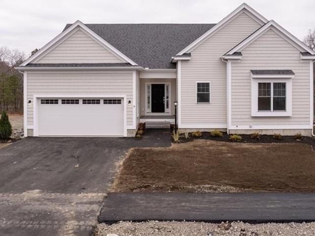 17 Strongwater Dr, Salem, MA 01970