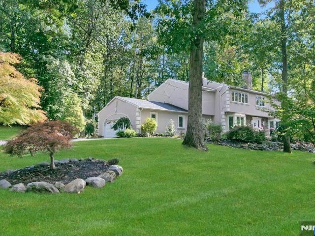 17 Sycamore Dr, Woodcliff Lake, NJ 07677 | MLS #26008 | Compass