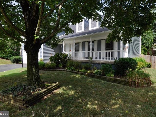 17 Sydney Lane