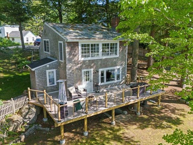 17A Penn Ave, Deerfield, NH 03037