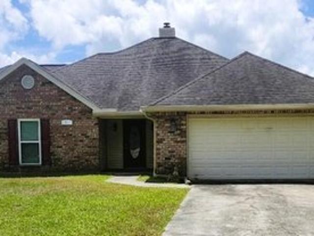 17P M Hall Rd, Poplarville, MS 39470