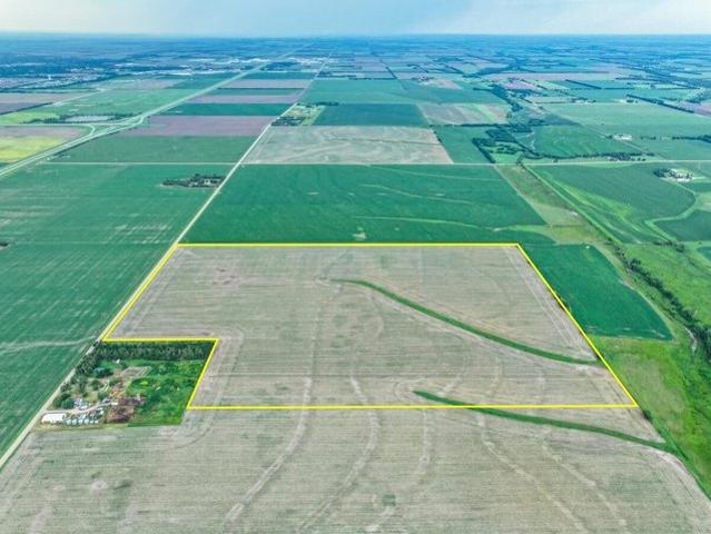 17th Ave, McPherson, KS 67460