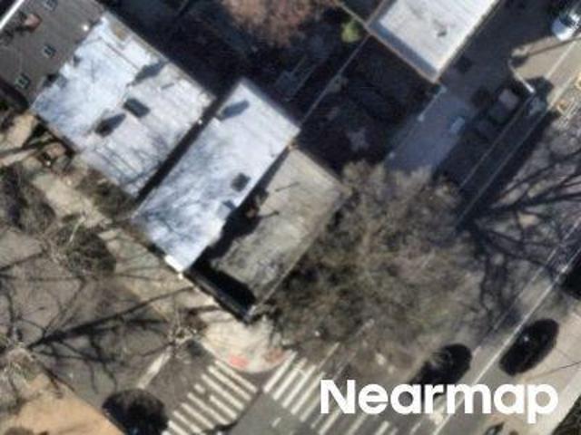 17th St