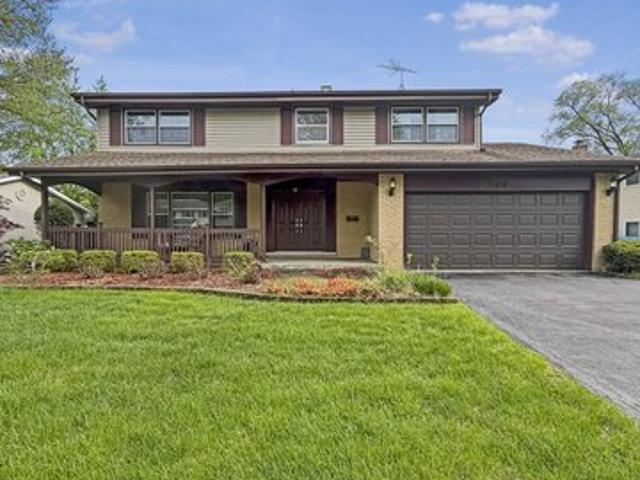 17W525 Concord Pl, Darien, IL 60561