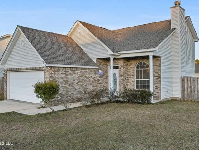 14040 Seymour Dr, D'Iberville, MS 39540