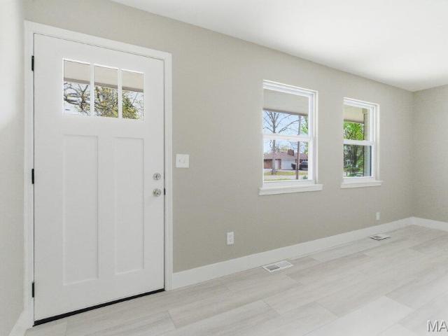14041 Trails End Dr, De Soto, MO 63020 | MLS #26022 | Compass