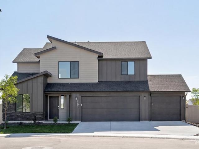 14044 Shiny Spruce St, Caldwell, ID 83607