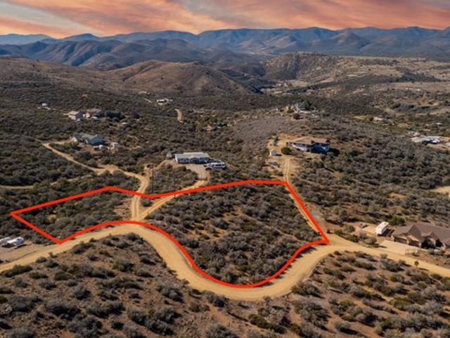 14045 E Beverly Hills Dr, Humboldt, AZ 86329