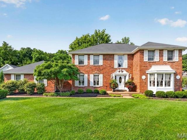 14046 Boxford Ct, Chesterfield, MO 63017