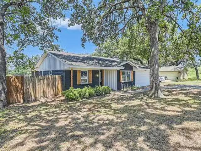 1404 MUSE ST, FORT WORTH, TX 76112 Single Family Residence For.