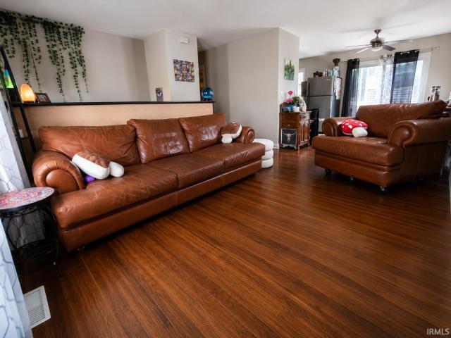 1404 Maplewood Drive