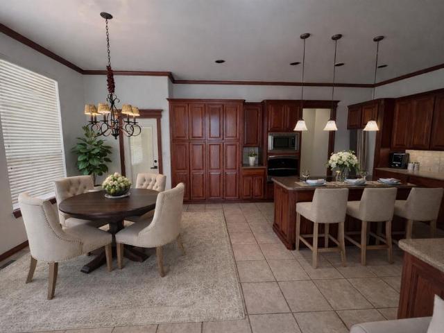 1404 NW 165th Court