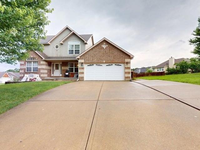 1404 Nottingham Dr, Warrensburg, MO 64093