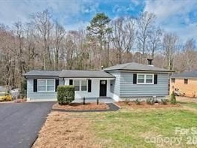 1404 Nottingham Rd, Kannapolis, NC 28081