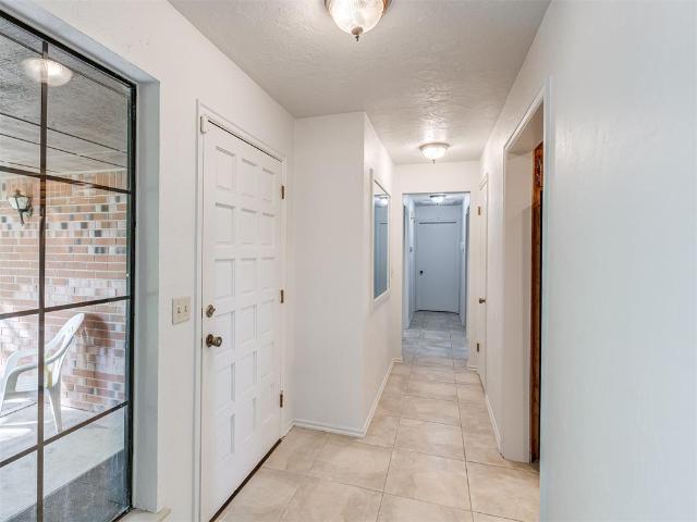 1404 Oak Drive