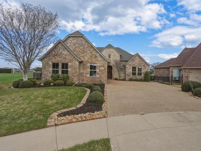 1404 Amsterdam Ct, Granbury, TX 76048