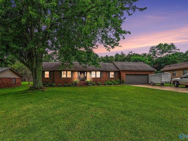 1404 Bains St, Albertville, AL 35950