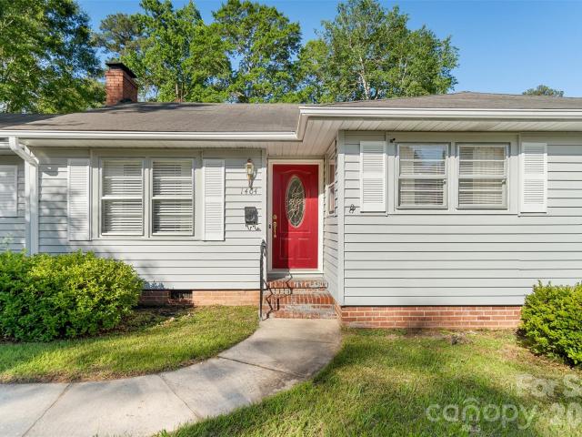 1404 Berry Street