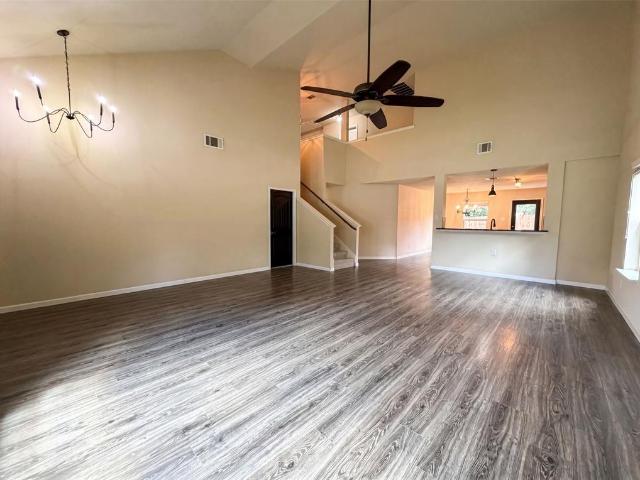 1404 Claire Lane