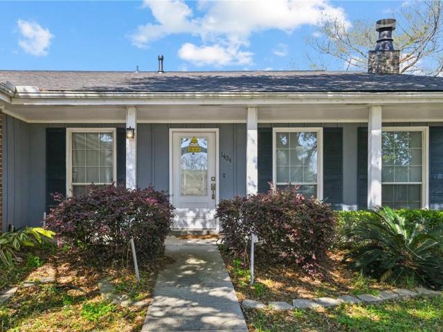 1404 Drake Lane
