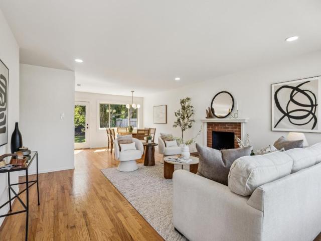 1404 Flores Drive