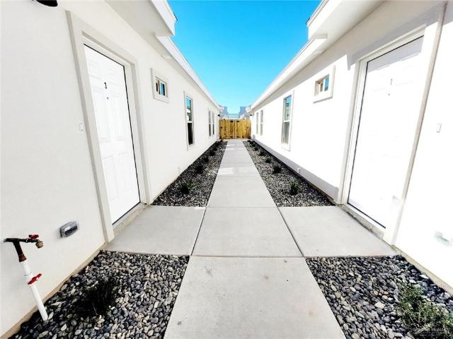 1404 Petri Drive 2