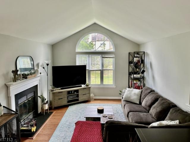 1404 Pinhorn Dr, Bridgewater, NJ 08807 | MLS #4014 | Compass
