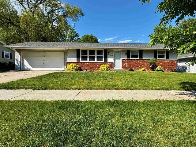 1404 Ponderosa Ave, Green Bay, WI 54313
