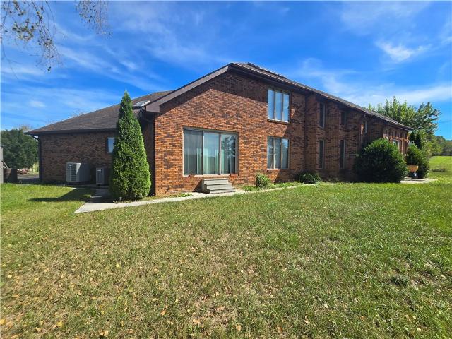 1404 Radio Dr