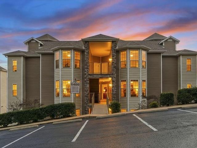 1404 Rocky Shore Ter, Kimberling City, MO 65686