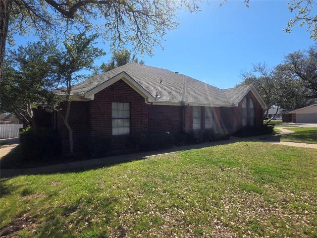 1404 Roanoake Drive