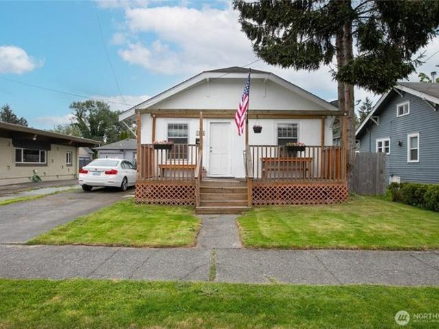 1404 S 2nd St, Mount Vernon, WA 98273
