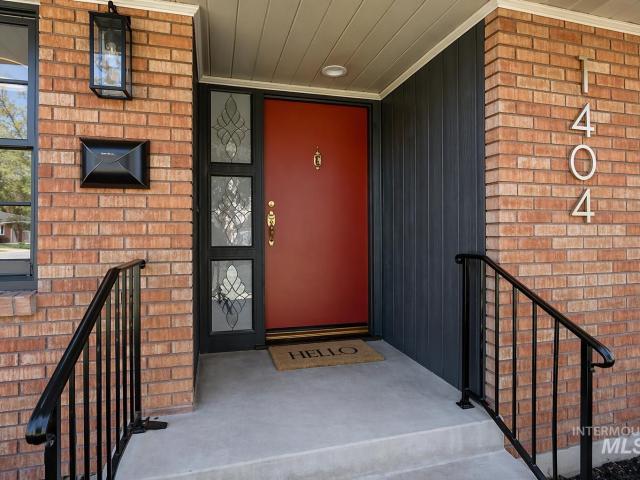 1404 S Owyhee