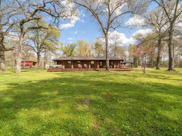 1404 S Superior Rd, White Oak, TX 75693