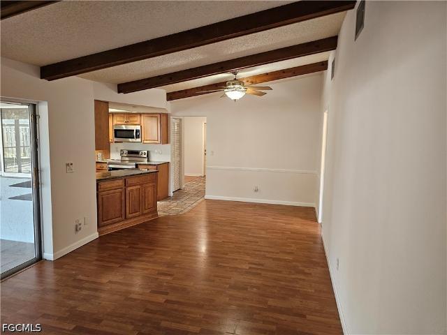 1404 SE 22nd Ter, Cape Coral, FL 33990 | MLS #225010