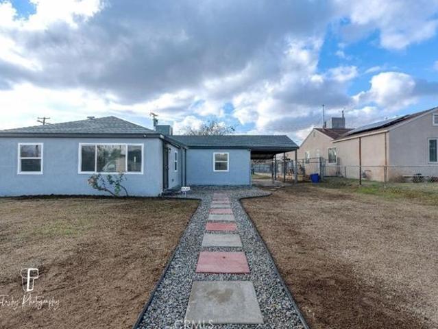 1404 Sheila St, Bakersfield, CA 93306