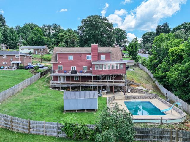 1404 Van Oaks Drive