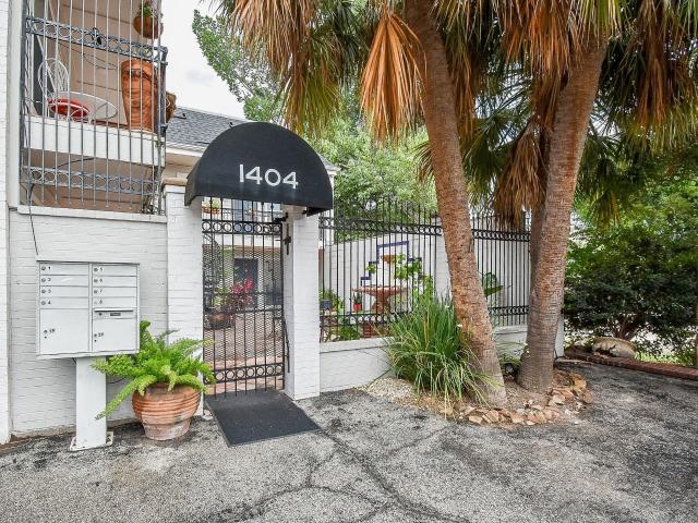 1404 Welch Street 2