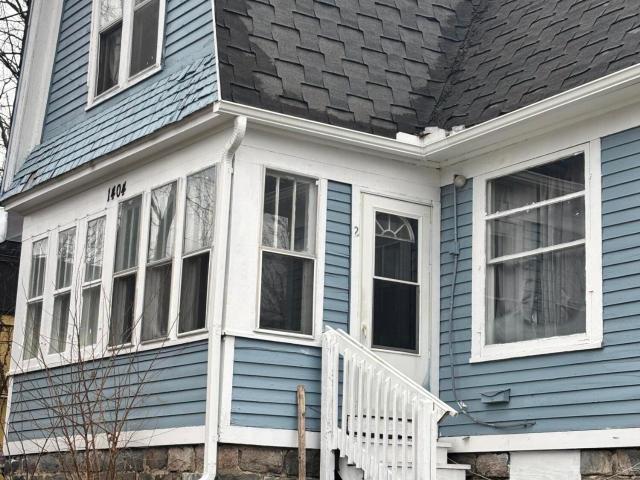 1404 West Michigan Avenue, Unit 4, Kalamazoo, MI 49006 | MLS #26007 | Compass