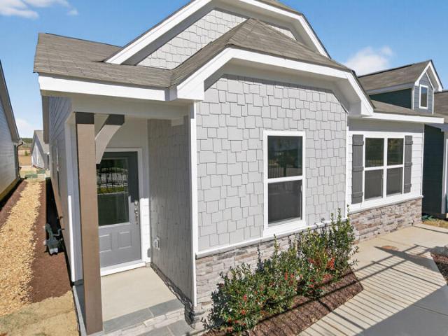 1404 White Verona Way