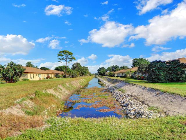 14050 Nesting Way, Unit B, Delray Beach, FL 33484 | MLS #R11146