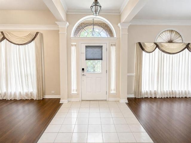 1405 Meadow Drive