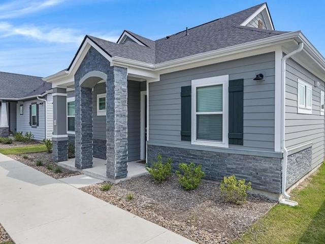 1405 N Gateway Blvd, Forney, TX 75126
