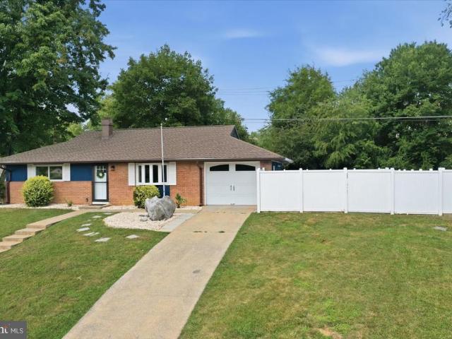 1405 Outer Drive