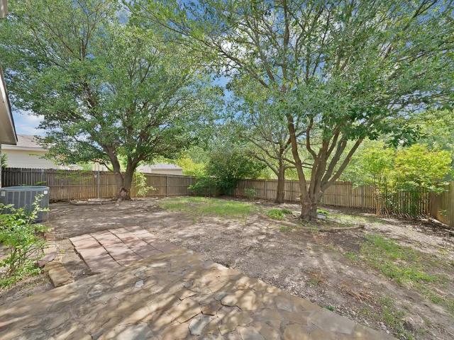 1405 Oak Hollow Lane