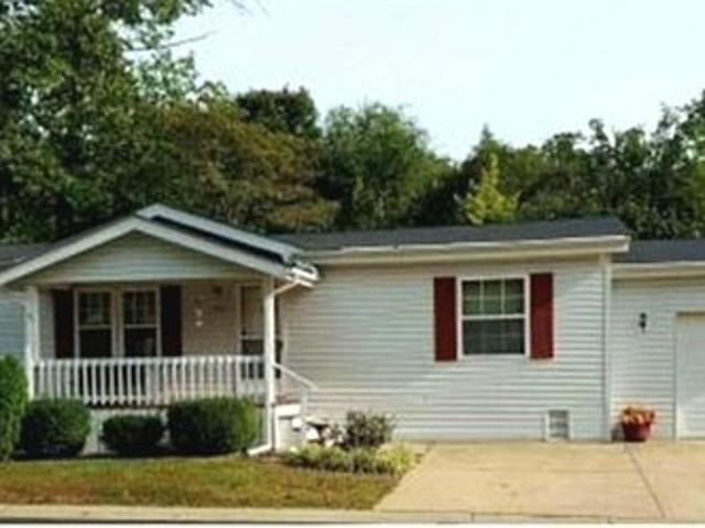1405 Olga Dr, Belleville, IL 62223