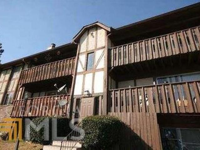 1405 Camelot Dr, Atlanta, GA 30349