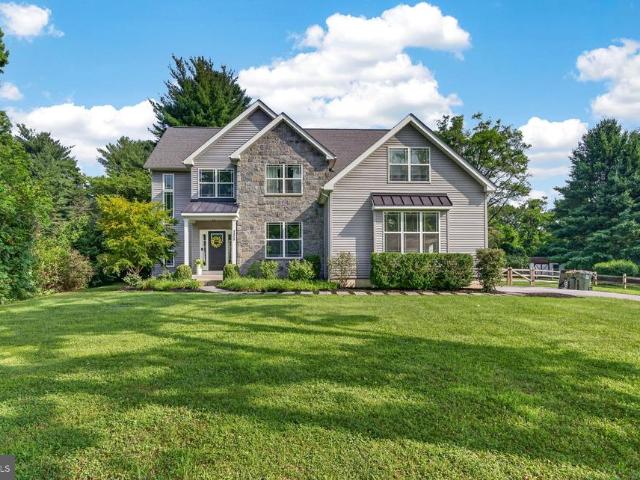 1405 Carriage Lane