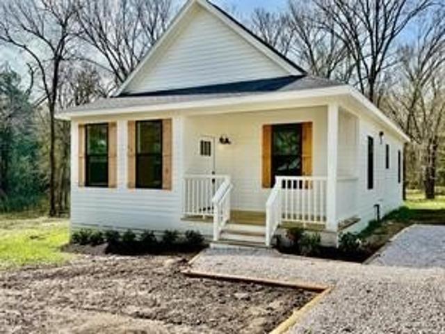1405 Clay St, Brenham, TX 77833